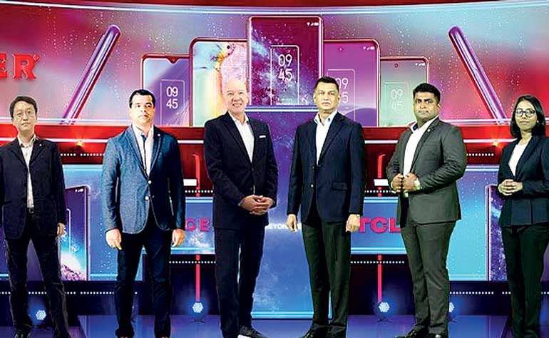 Singer Launches Next Generation TCL Smartphones and Tabs - Hayleys PLC