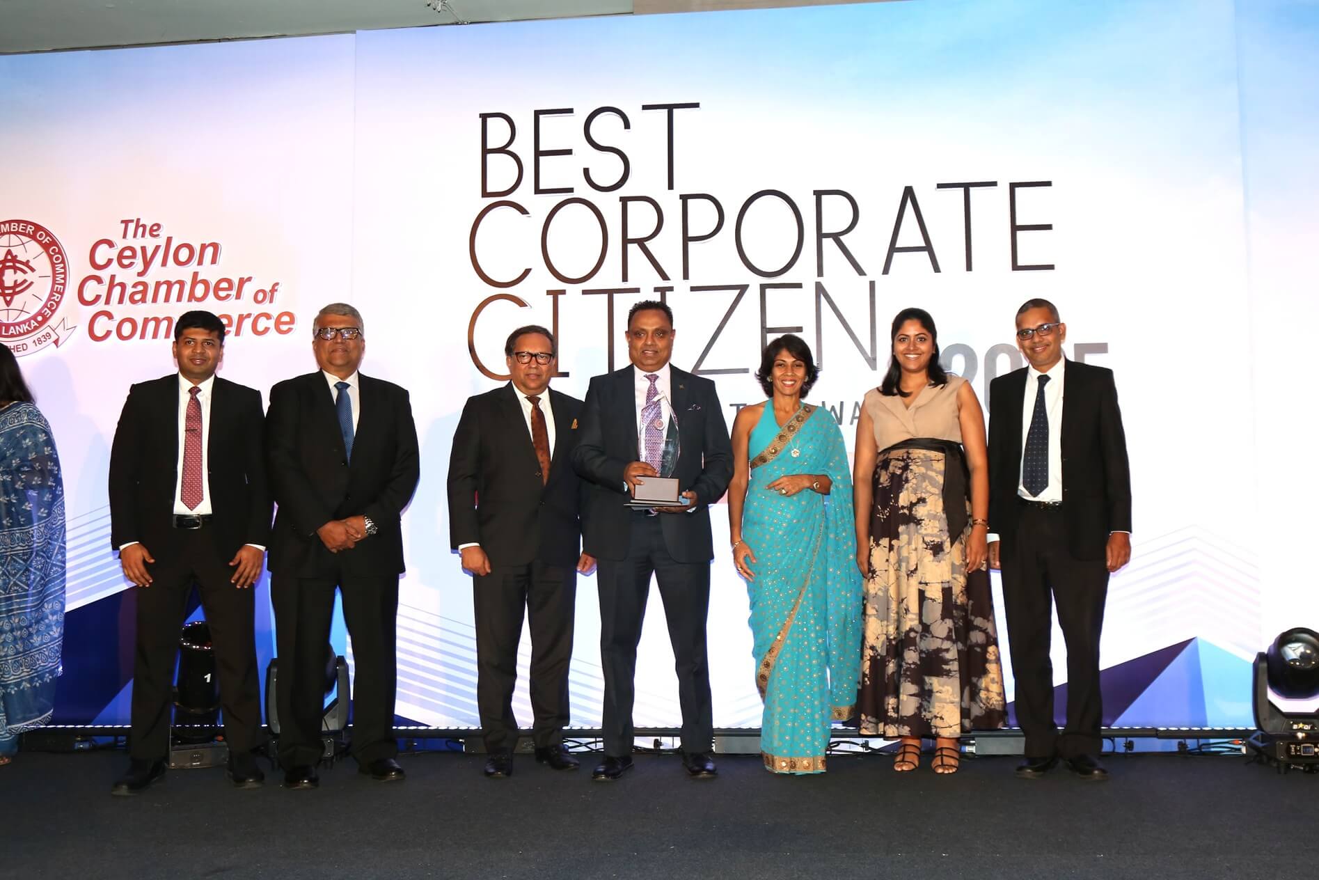 Singer Sri Lanka Wins Retail Sector Award at Best Corporate Citizen ...